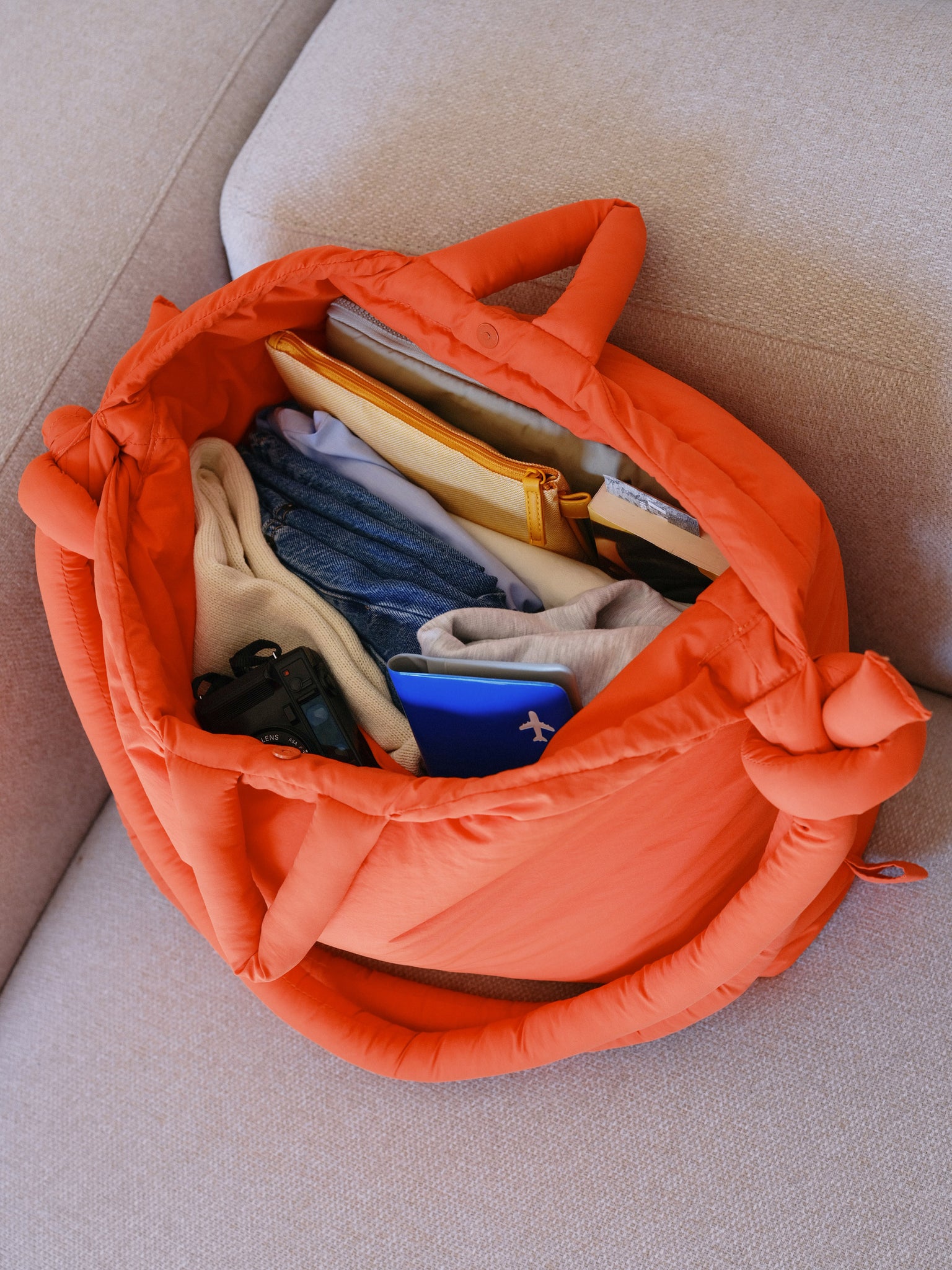 Large Ona Soft Bag – Ölend